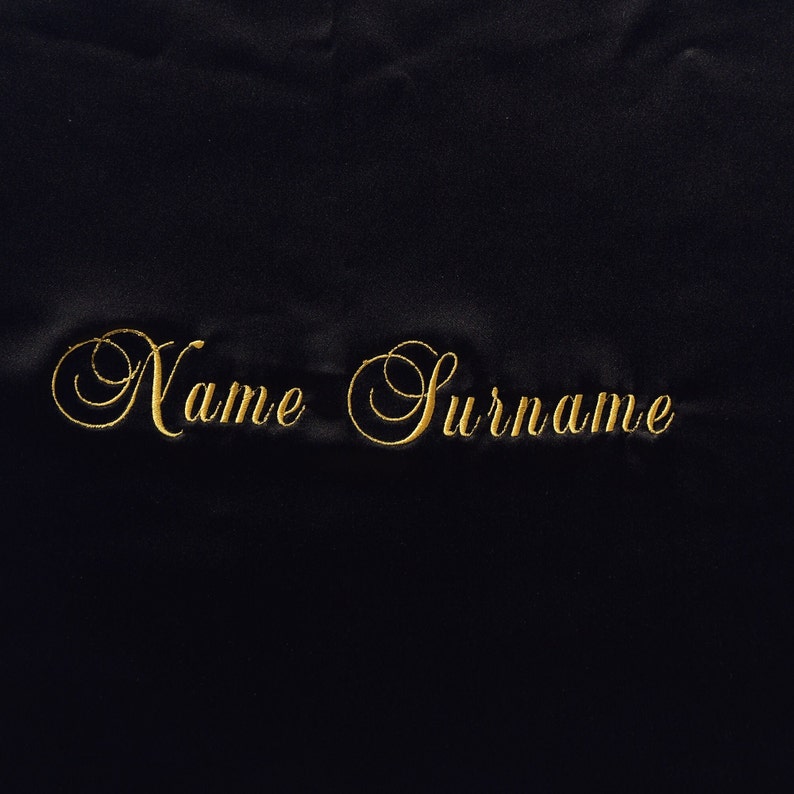 Lawyer Robe With Folds. Dress Lawyers. Dress for Graduation in Law and ...