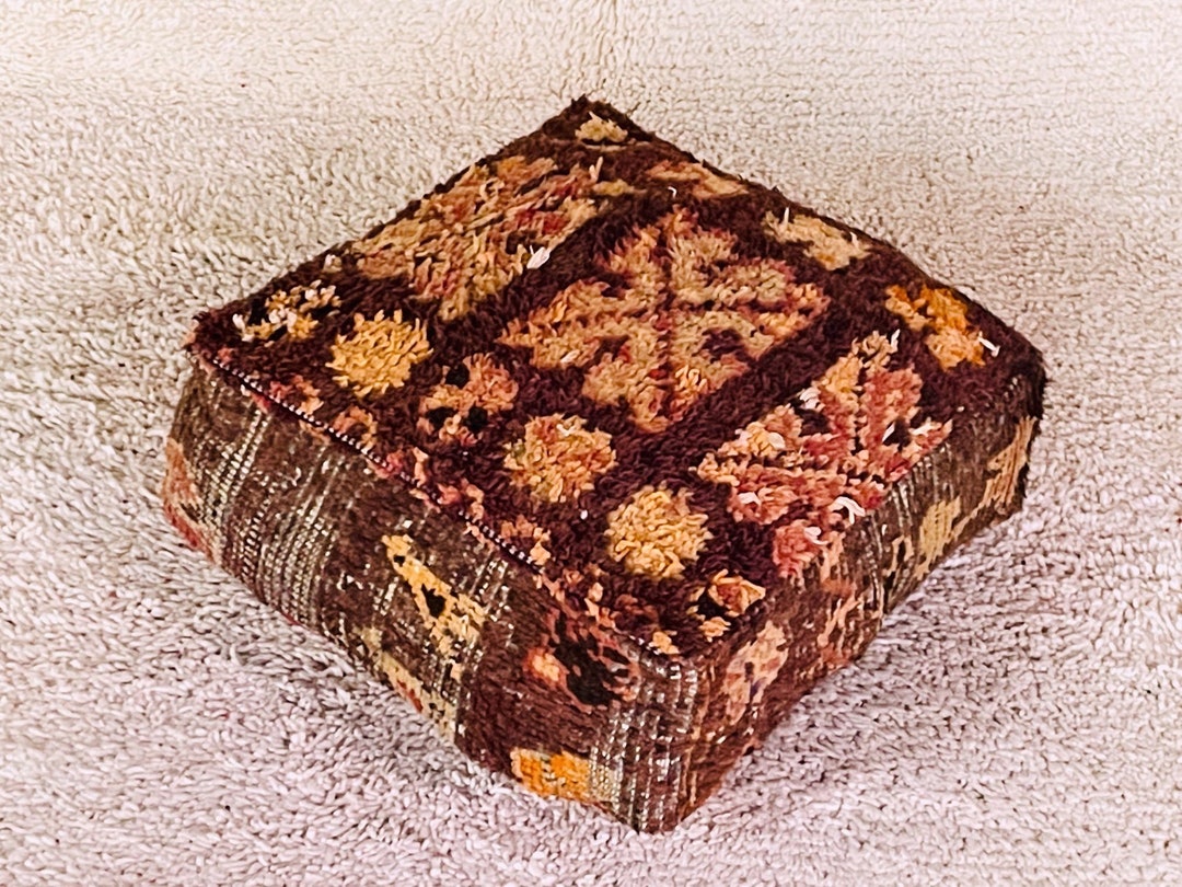 Morocco Kilim Pouf, Vintage Moroccan Ottoman, Outdoor Kilim Poufs ...