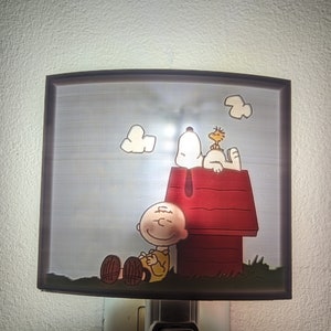 Charlie Brown Nightlight - Etsy