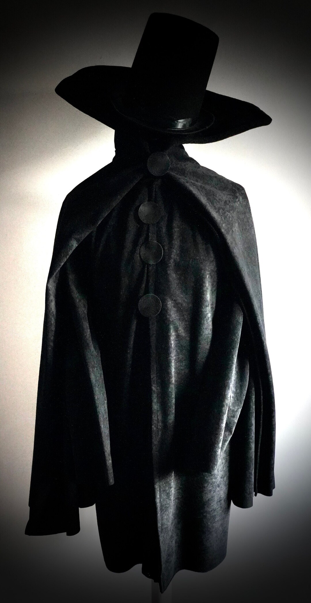 Men's Halloween Hat Box Ghost Haunted Mansion Inspired Costume ...