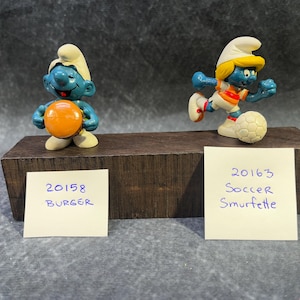 Vintage 1980’s Smurfs Figurines. Near Mint to Mint Condition. You ...