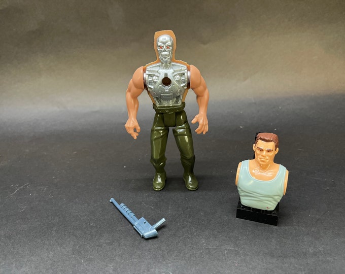 Terminator 2 Action Figure : Battle Damage Terminator. 100% Complete ...