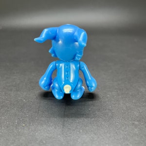 2 Vintage Digimon Action Figures: Armadillomon and Veemon, Bandai 2000 ...