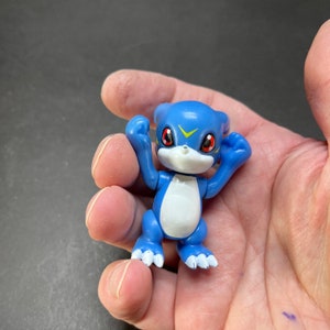 2 Vintage Digimon Action Figures: Armadillomon and Veemon, Bandai 2000 ...