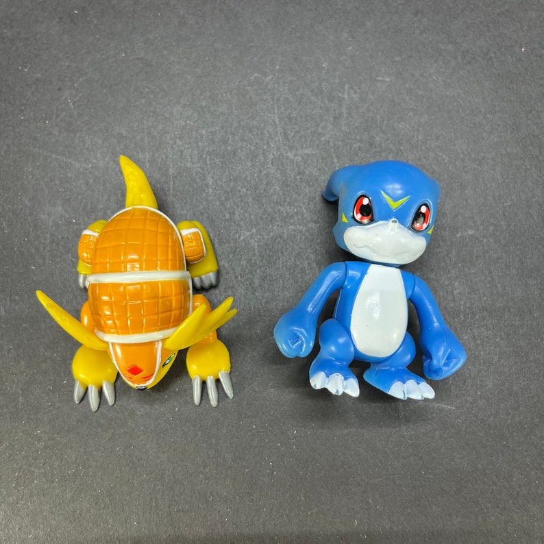 2 Vintage Digimon Action Figures: Armadillomon and Veemon - Etsy