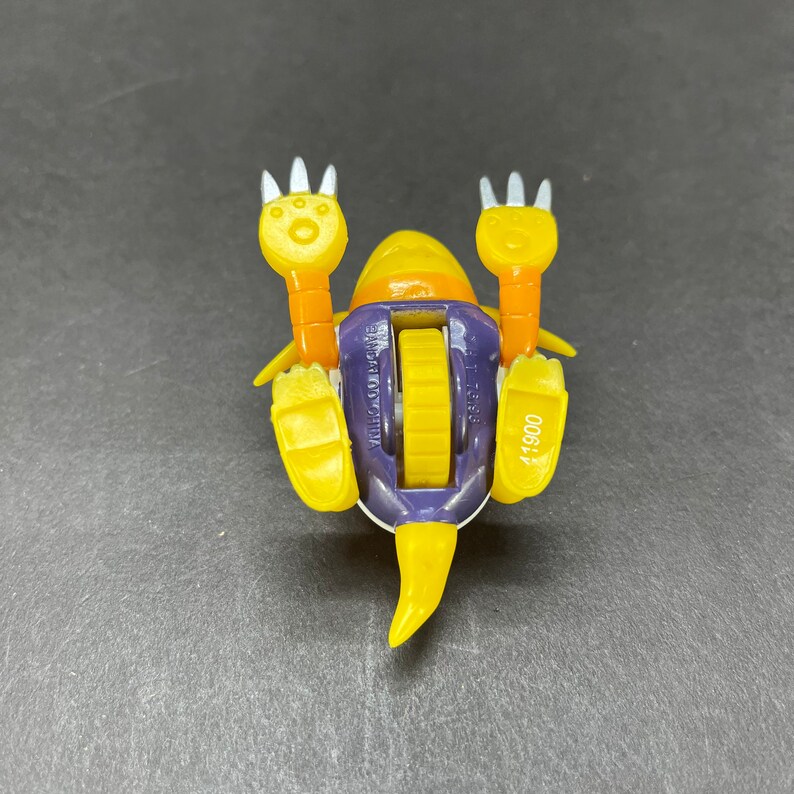 2 Vintage Digimon Action Figures: Armadillomon and Veemon - Etsy