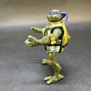 TMNT Vintage Action Figure : Donatello Gold Ninja Knights, Near ...