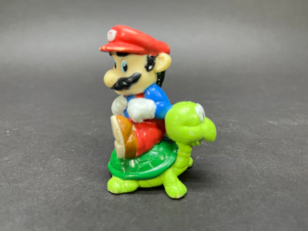 Super Mario Pvc Figure. Mario Jumping Over Kupa. Nintendo, Applause ...