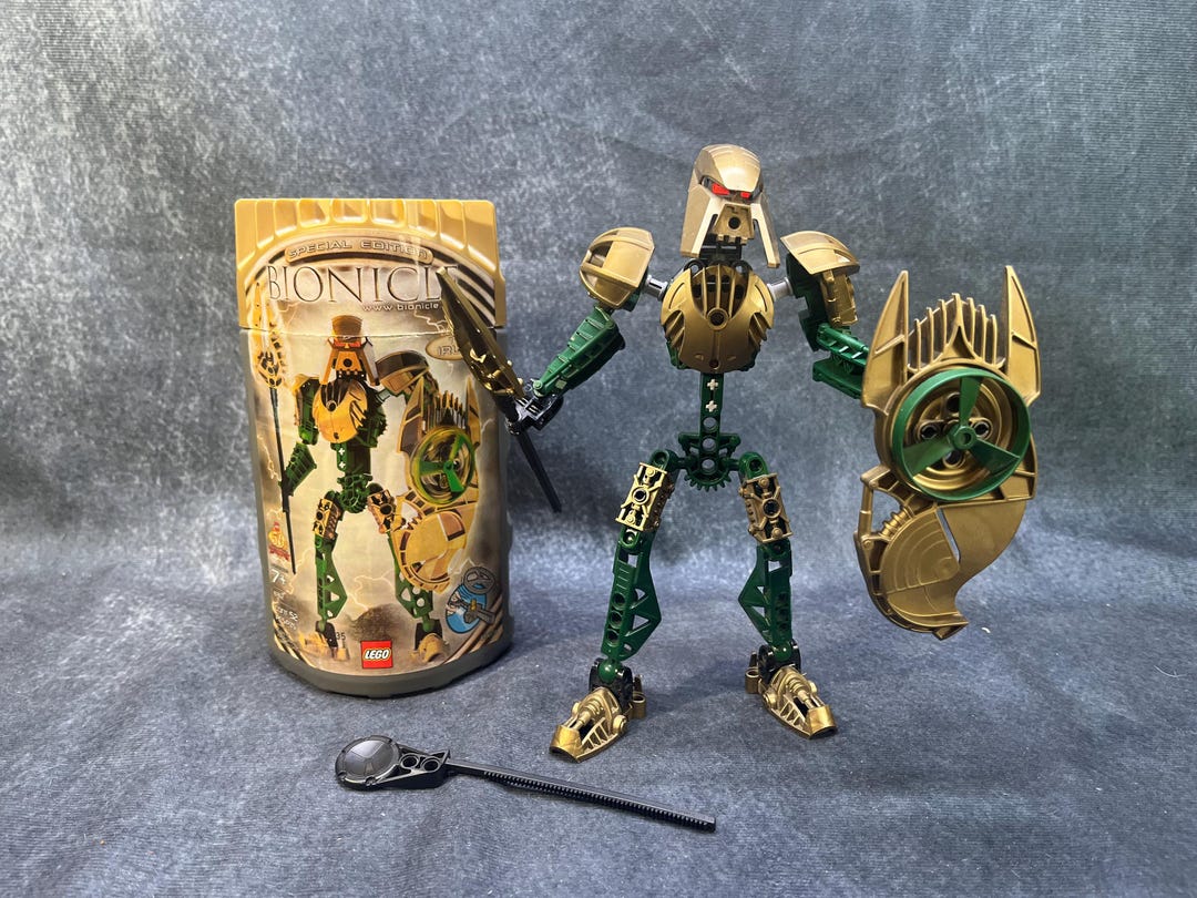 Bionicles Buildable Toy : Toa Iruini No 8762. Special Edition rare. 98% ...