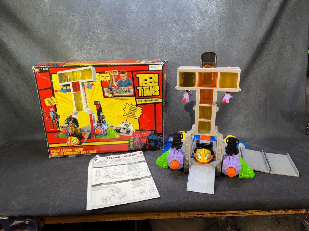 Teen Titans Go : Titans Tower Launcher, 100% Complete With Box and ...