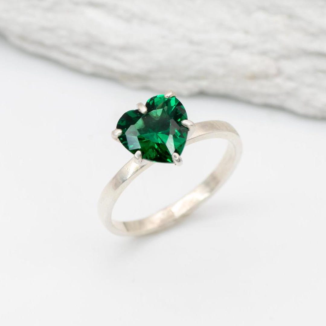 Solitaire Emerald Silver Heart Ring, Emerald Heart Ring, Green Heart ...