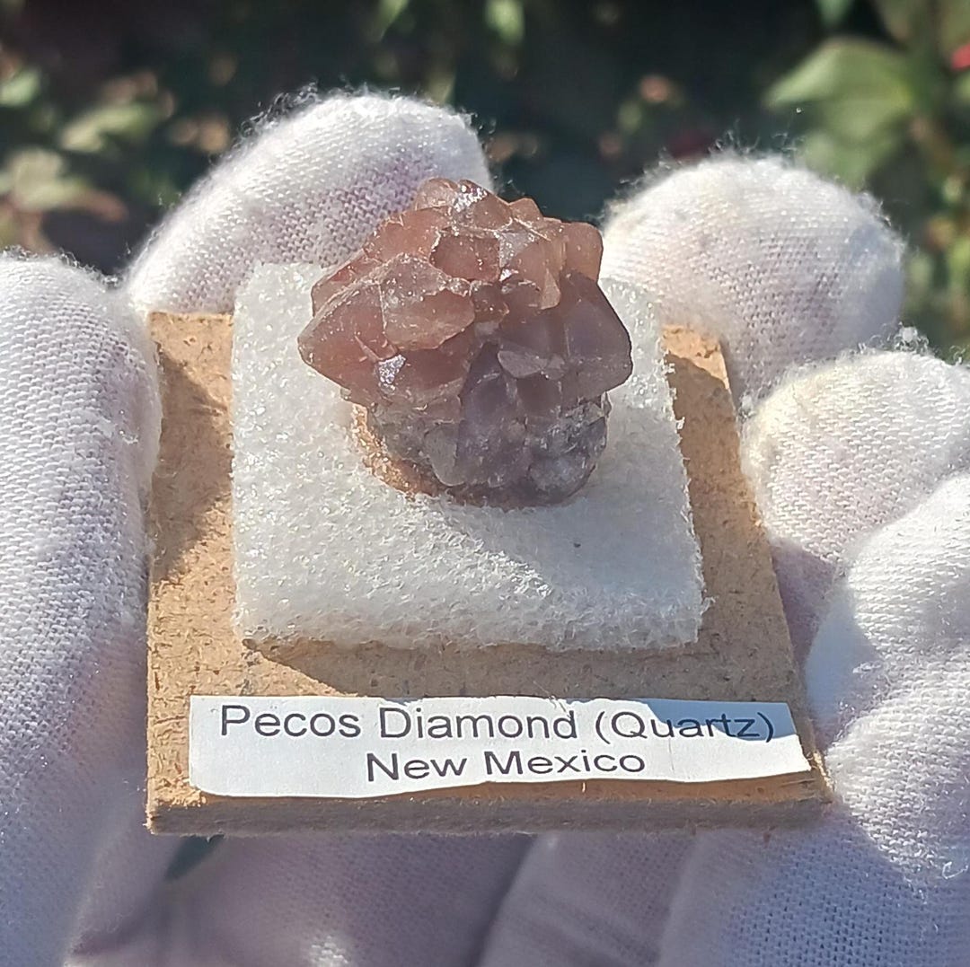 Red Quartz 'pecos Diamond' From a Vintage Collection, 10g. Nice Red Color and Pleasing Cluster ...