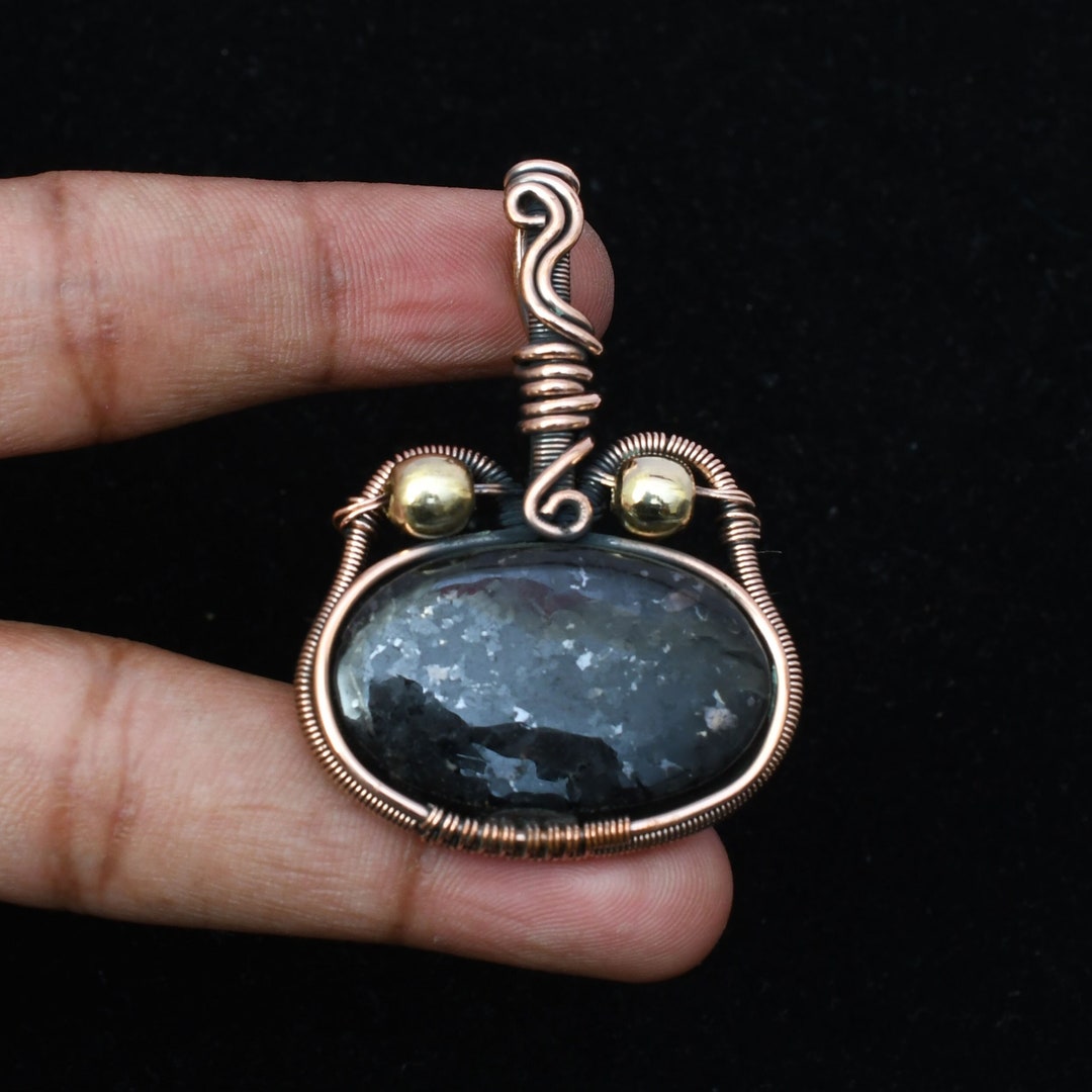 Nuummite Copper Wire Wrapped Cat Pendant Nuummite Gemstone Pendant ...