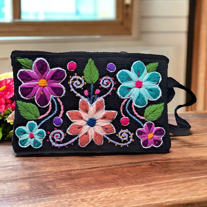 Peruvian Embroidered Bag - Etsy