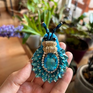 Beaded Beetle Brooch Pin, Bug Brooch Pin, Beaded Cicada Brooch, Fly ...