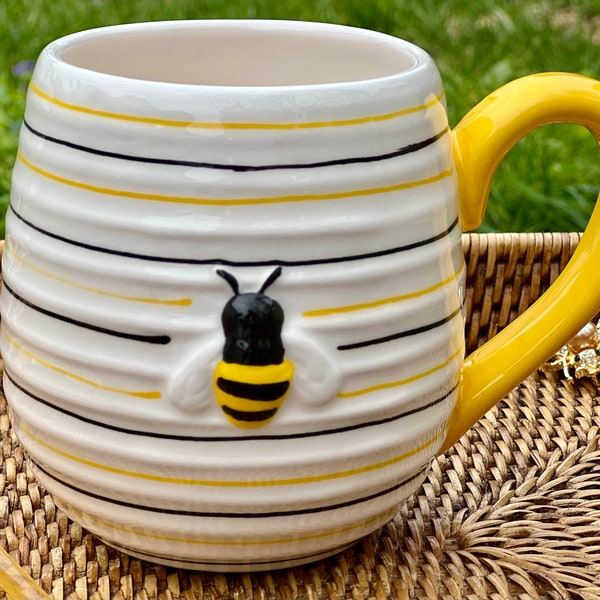Bee Mug - Etsy