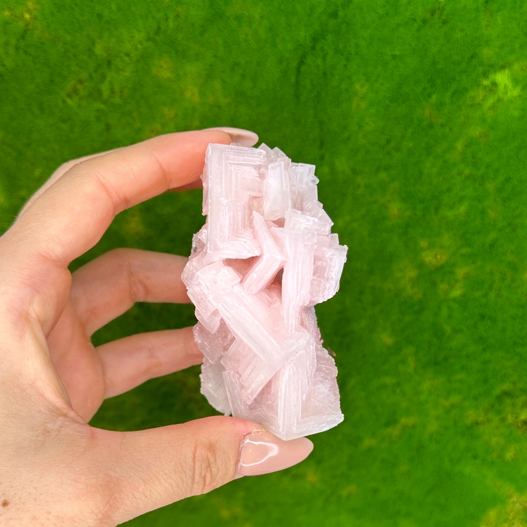 Pink Halite Salt Crystal From Searles Lake, Trona California Natural ...