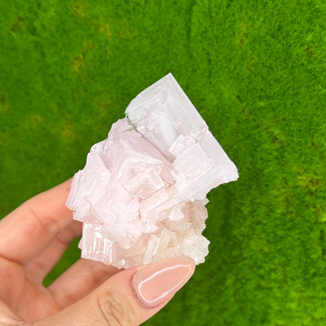 SALE Pink Halite Salt Crystal From Searles Lake, Trona California ...