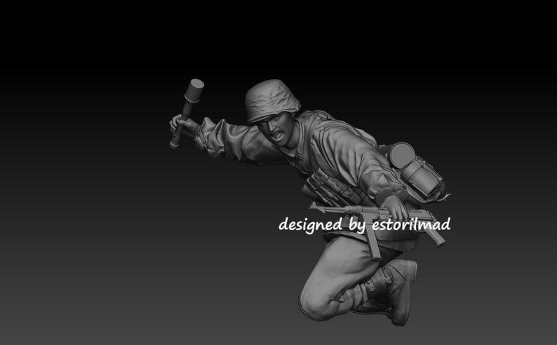 WW2 Waffen SS German Soldier Throwing Grenade, Resin Figures 1/48, 1/35 ...