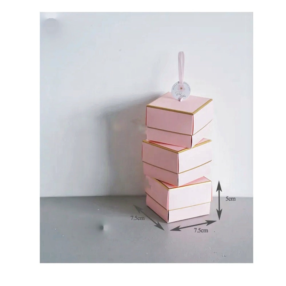 Classy & Fun Gift Box With a 3D Flower - Etsy