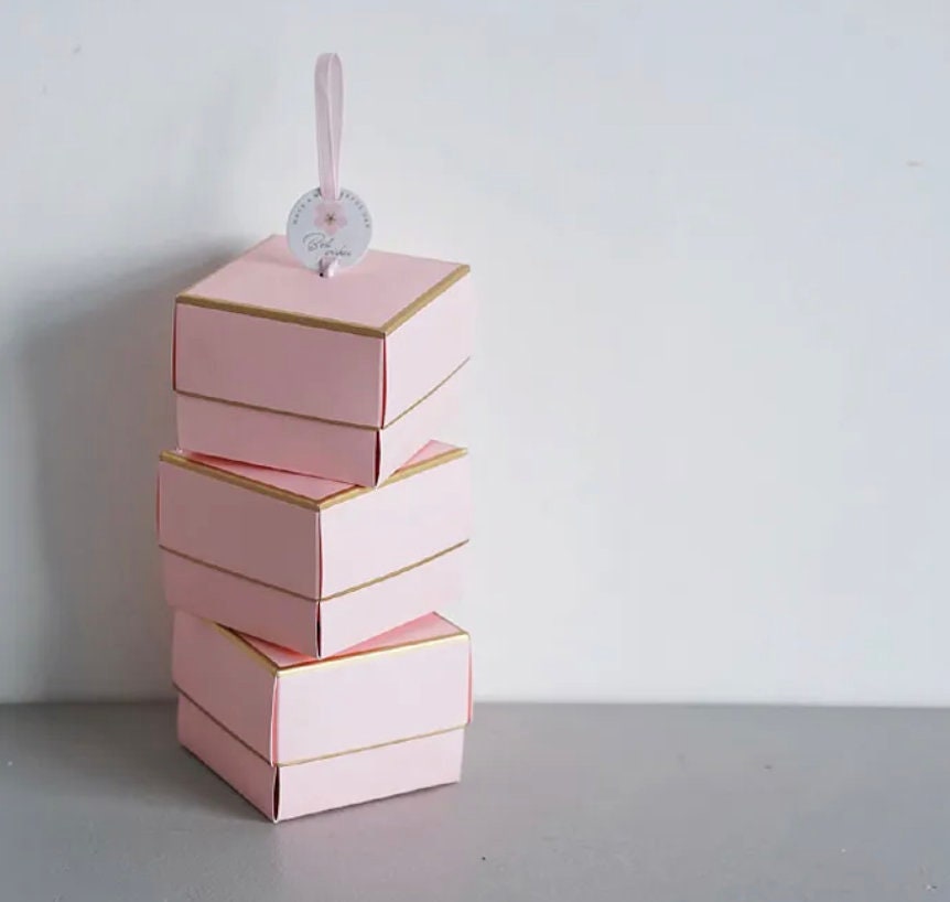 Classy & Fun Gift Box With a 3D Flower - Etsy