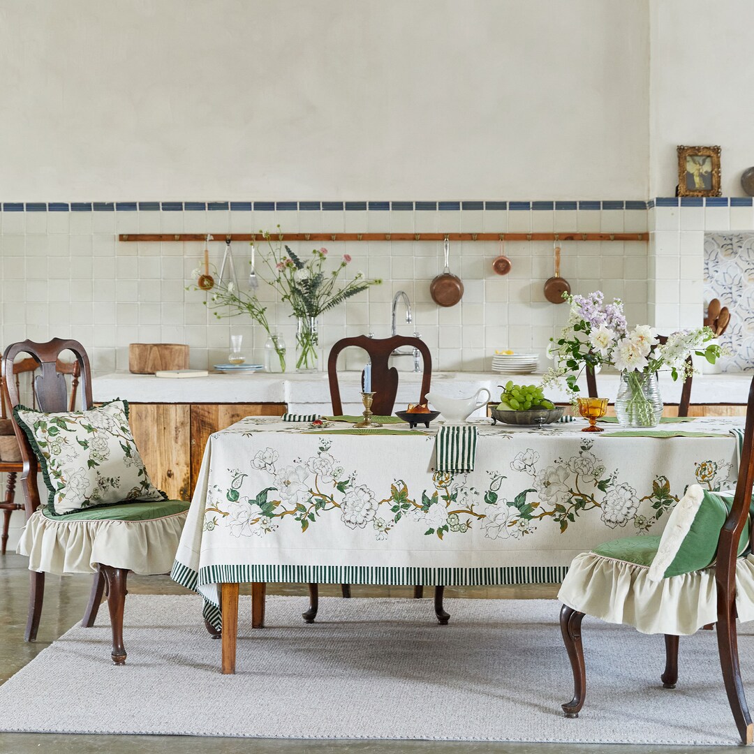 French Countryside Style Tablecloth, Handmade Floral Design, Lightly ...