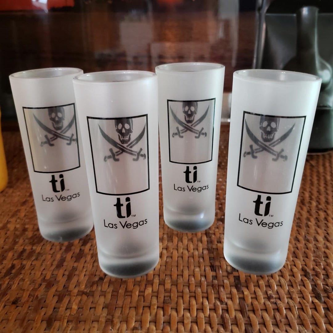 Set of 4 Vintage 2oz Skull and Crossbones Pirate Shot Glasses From ...