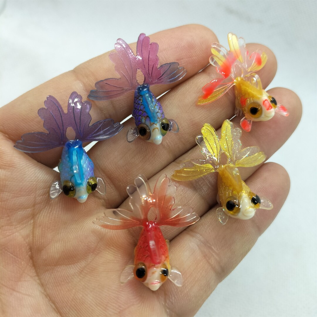 Good Luck Goldfish Charm Carton Animal Resin Simulation Animal Fish ...