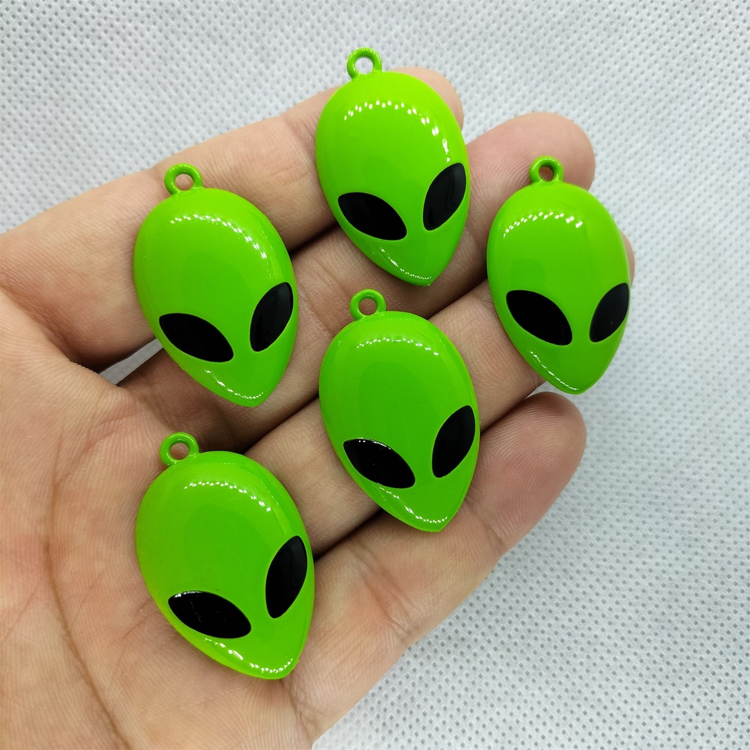 2033mm Enamel Cartoon Alien Head Charm Green Alien Charms Pendant for ...