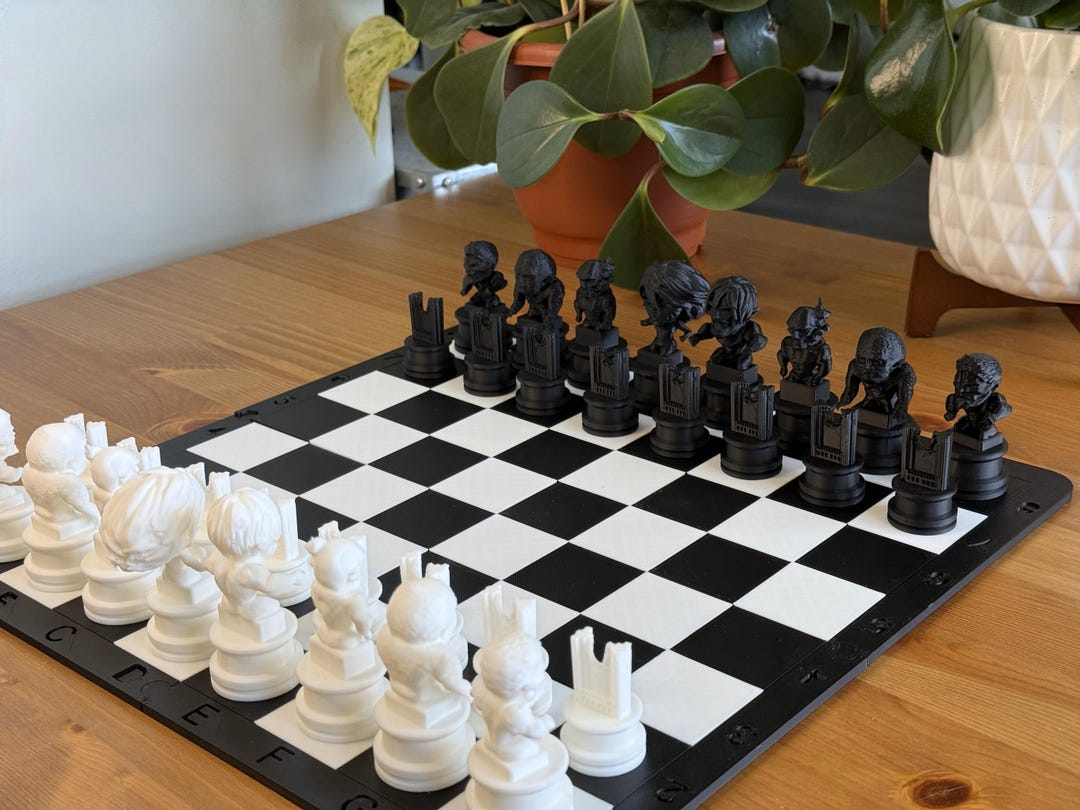Attack on Titans Chess Set | Anime-themed 3d-printed Chess Board and ...