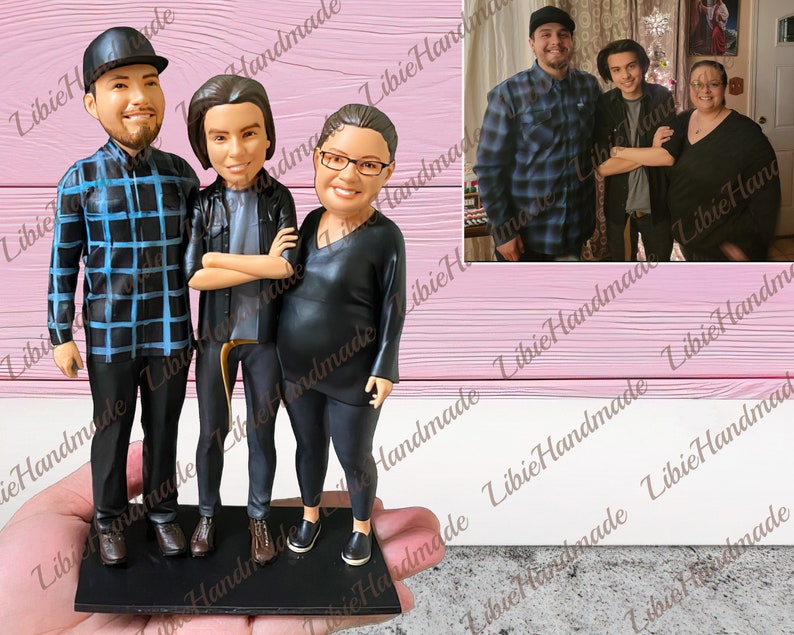 Custom 3D Family Figurine, Custom Family Portrait, Custom Bobbleheads ...