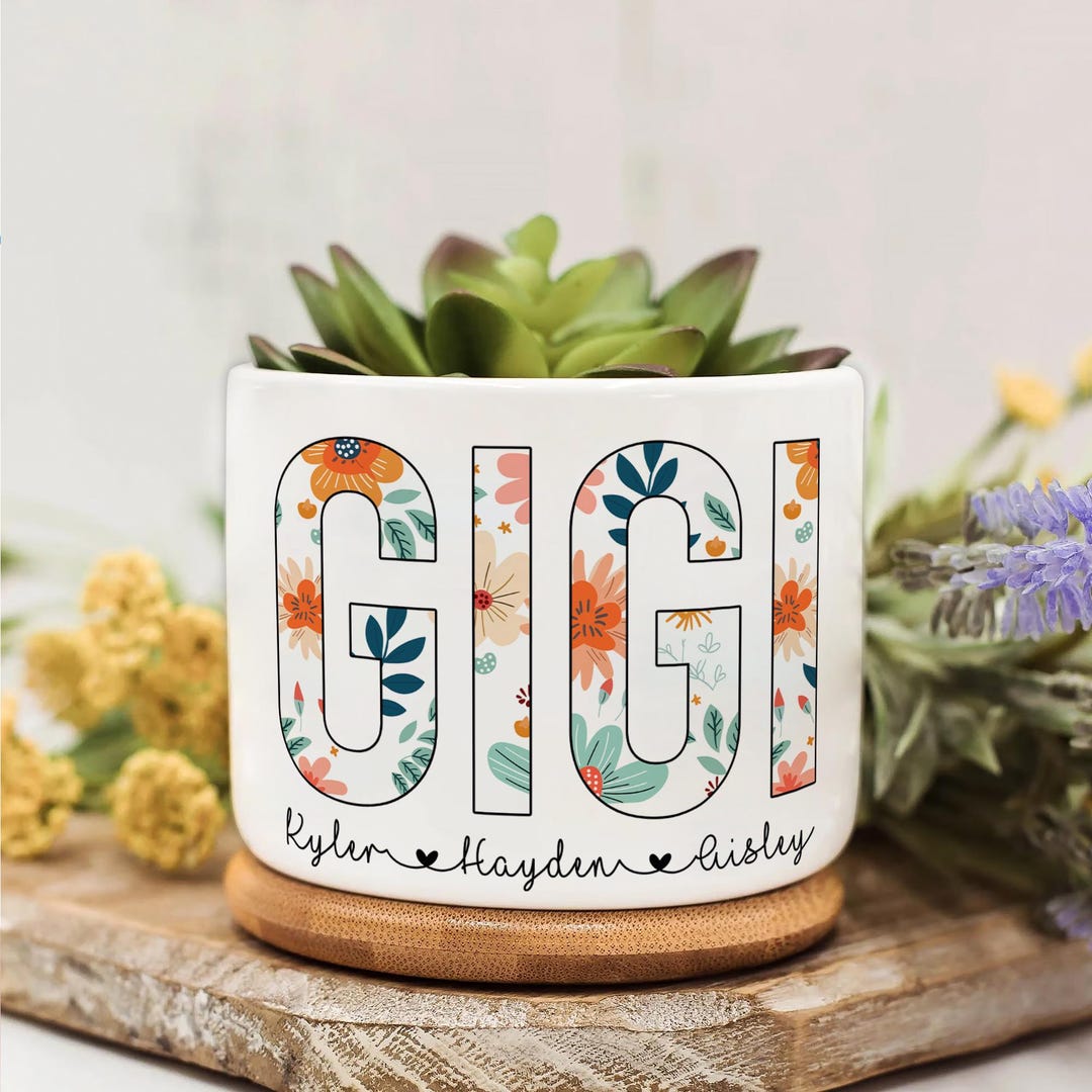 Custom Name Gigi Plant Pot, Custom Grandma's Garden Plant Pot, Mothers ...