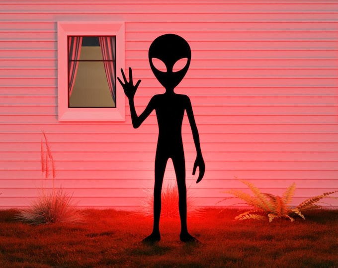 Halloween Alien Yard Art: Shadow Caster With Color Glow, Outdoor ...
