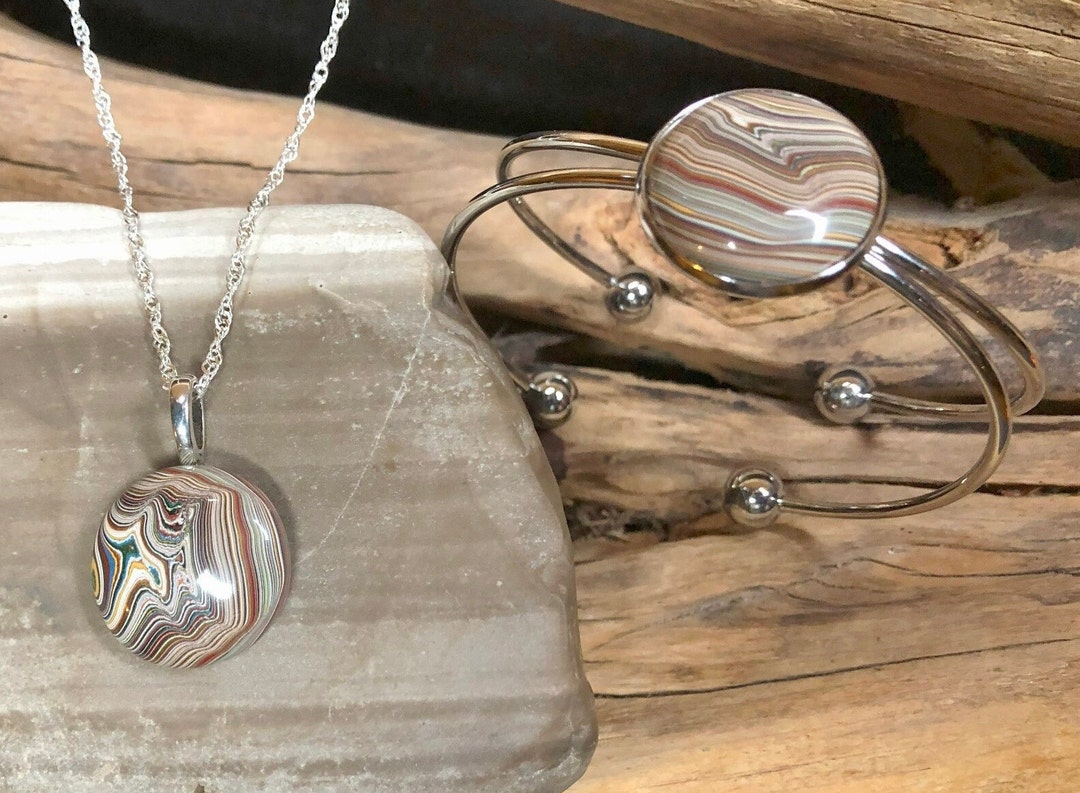 RARE Handcrafted Ford Muscle Car Era Fordite Necklace and Bracelet Set ...