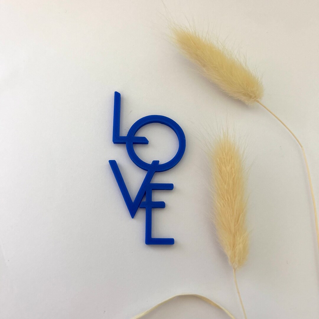LOVE Wall Decoration Sign, Trendy Decoration and Design for Living Room ...
