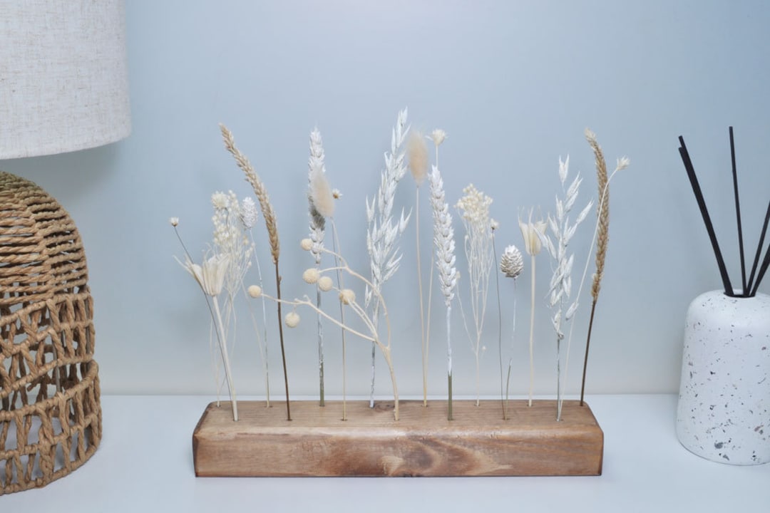 Naturals Flower Bar - Dried Flower Display, Dried Flower Arrangement ...