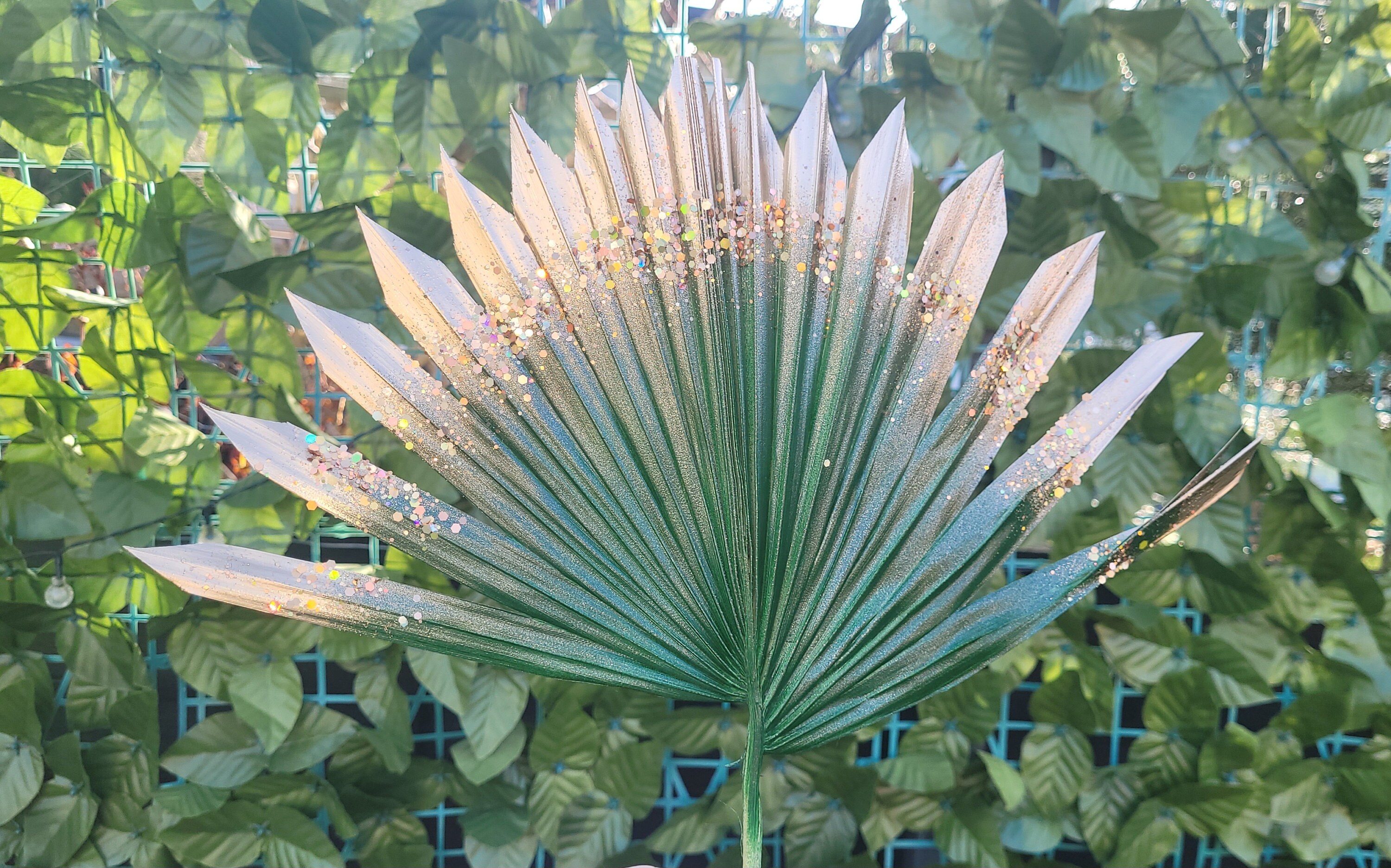 Gold Emerald Palm Spear Sun Palm Dried Flower Arrangement - Etsy