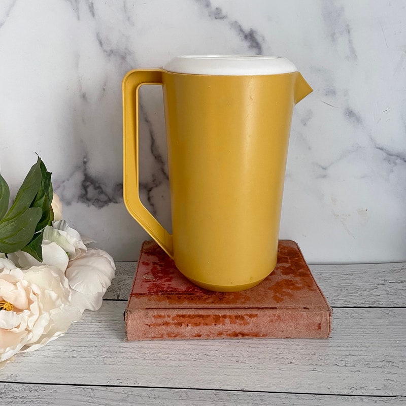 Retro Pitcher - Etsy