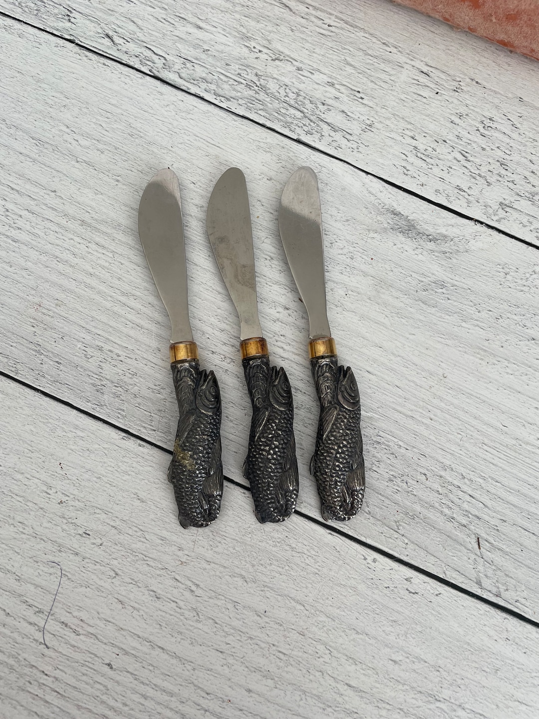 Arthur Court Stainless Salmon Handle Spreaders - Etsy