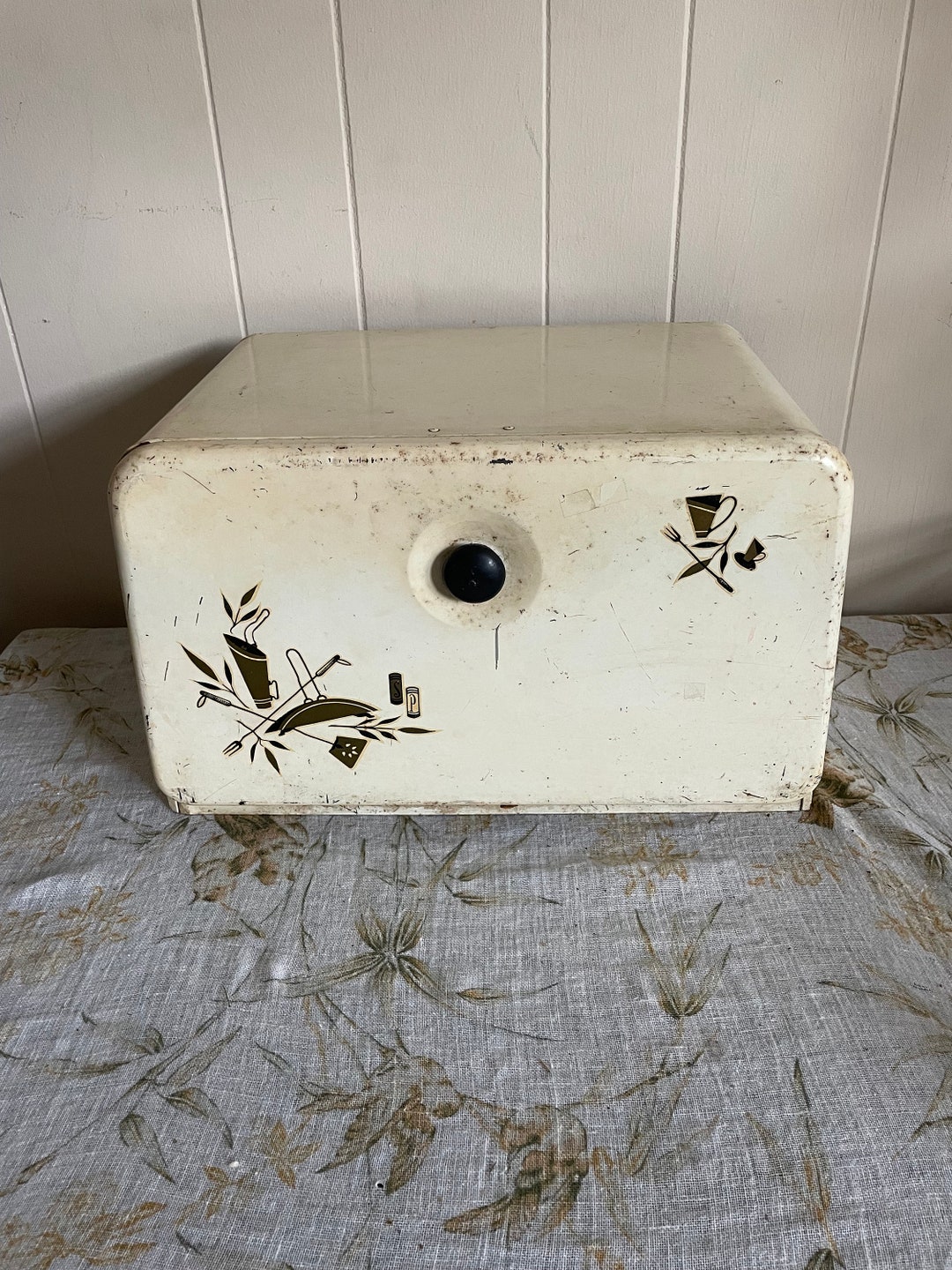 Vintage Bread Box, White Bread Box, Primitive Bread Box, MCM Bread Box ...