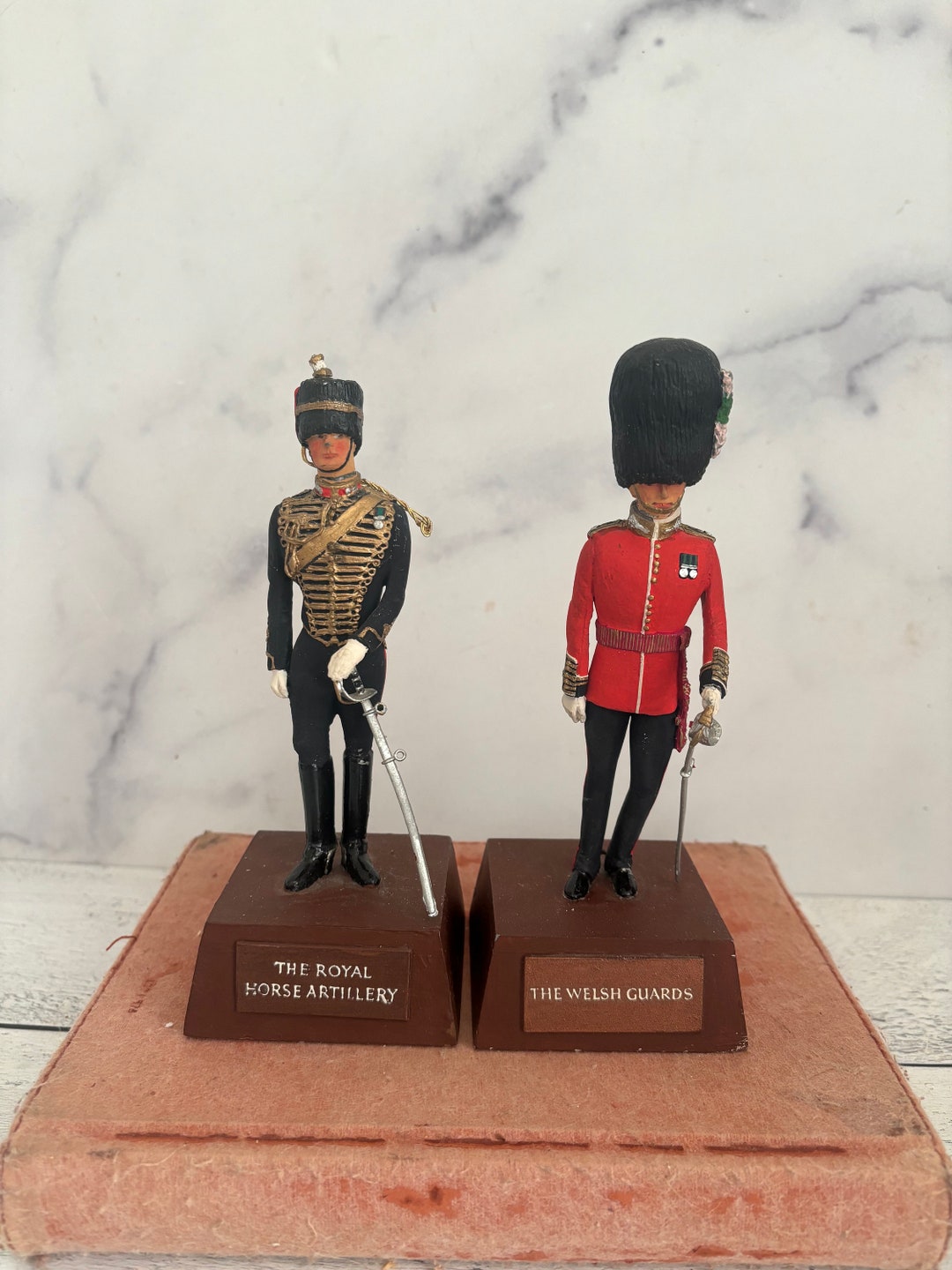 Sentry Box Model Soldier, Welsh Field Officer, Welsh Guard, Officer of ...