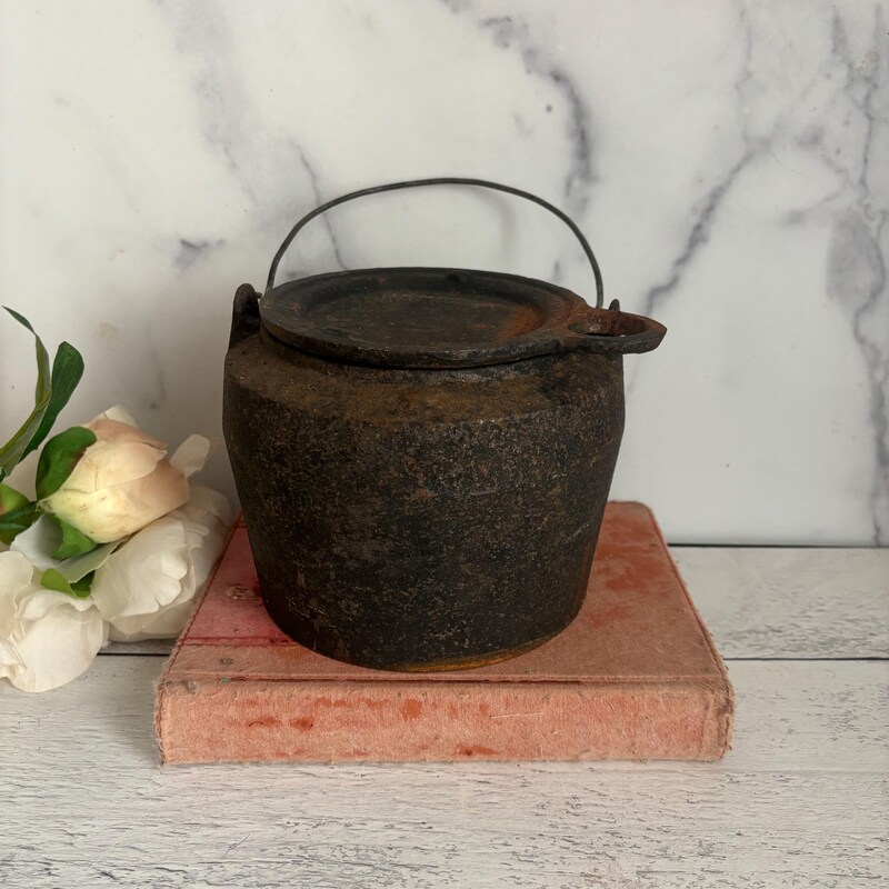 Cast Iron Pot - Etsy