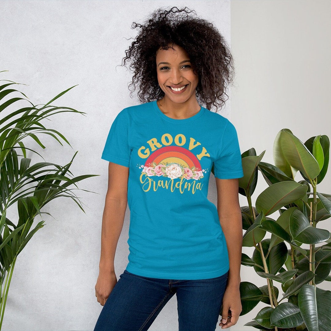 Groovy Grandma Shirt - a Unique Granny Birthday Gift, Womens Gift ...