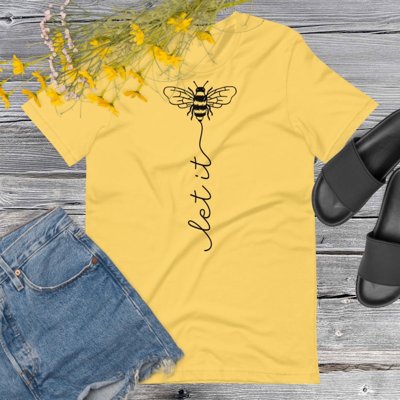 Bee Tshirts for Women - Etsy UK