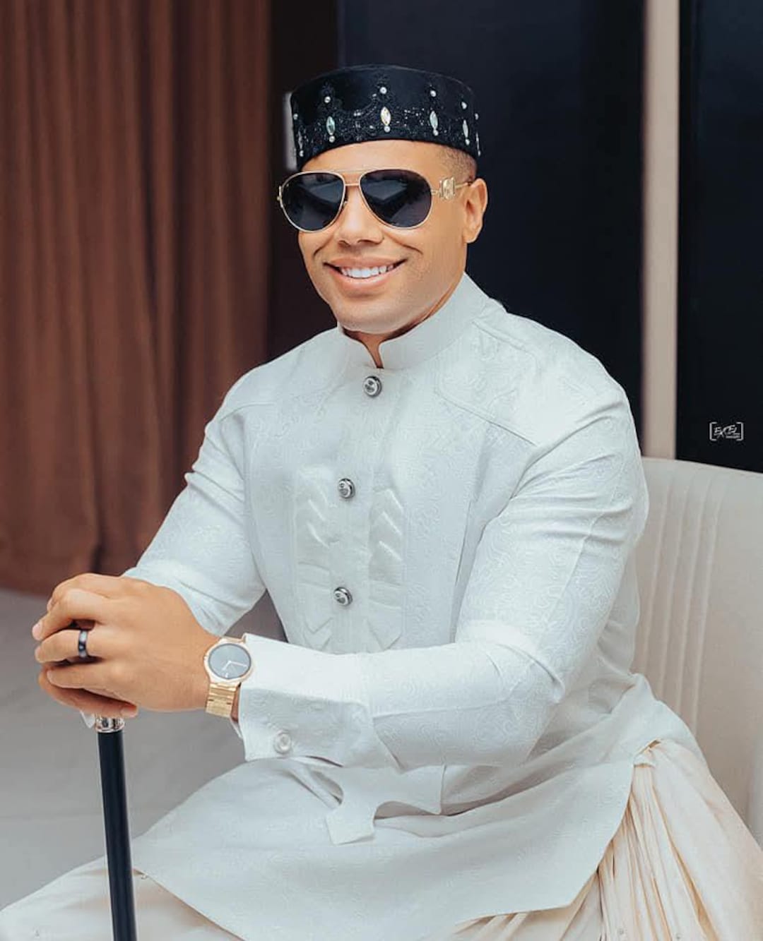 Igbo Men Traditional Wedding Attire, Igbo Men in Shirt &wrapper ...