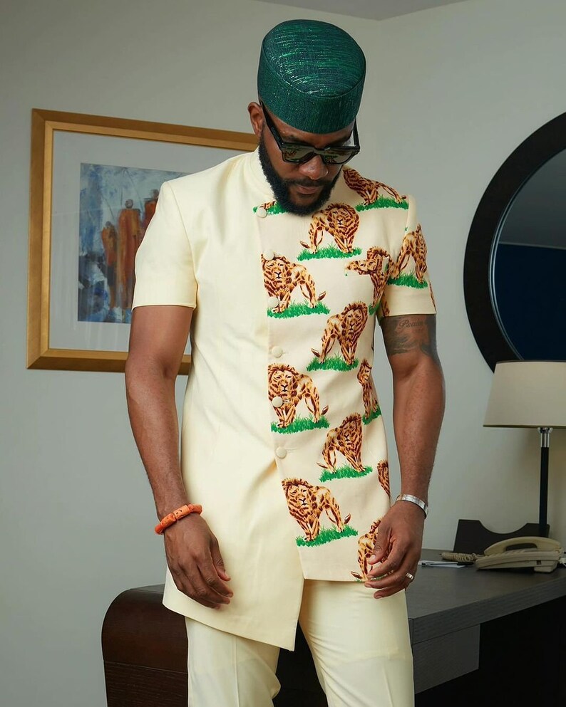 African Traditional Clothing With Lion Print, African Men's Kaftan/2 ...
