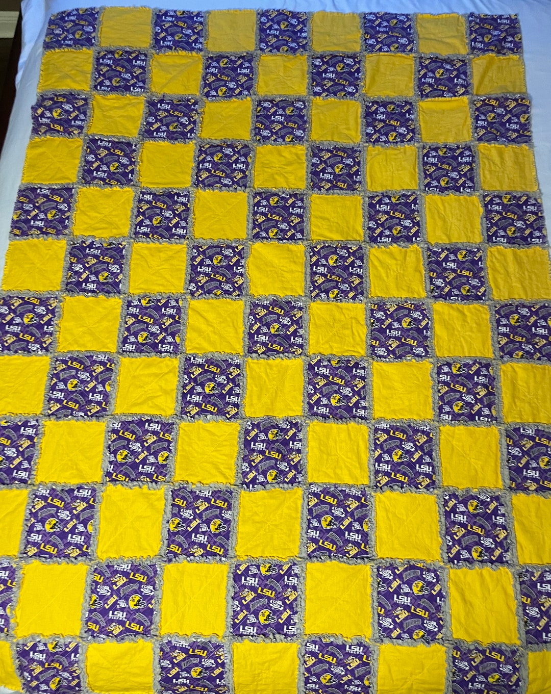 LSU Raggedy Quilt/adult Sized Quilt - Etsy