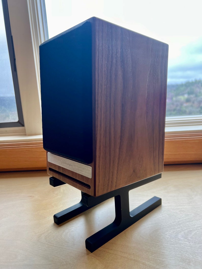 Desk Angle Speaker Stand Set of 4: Lightweight and Durable Premium 3D ...