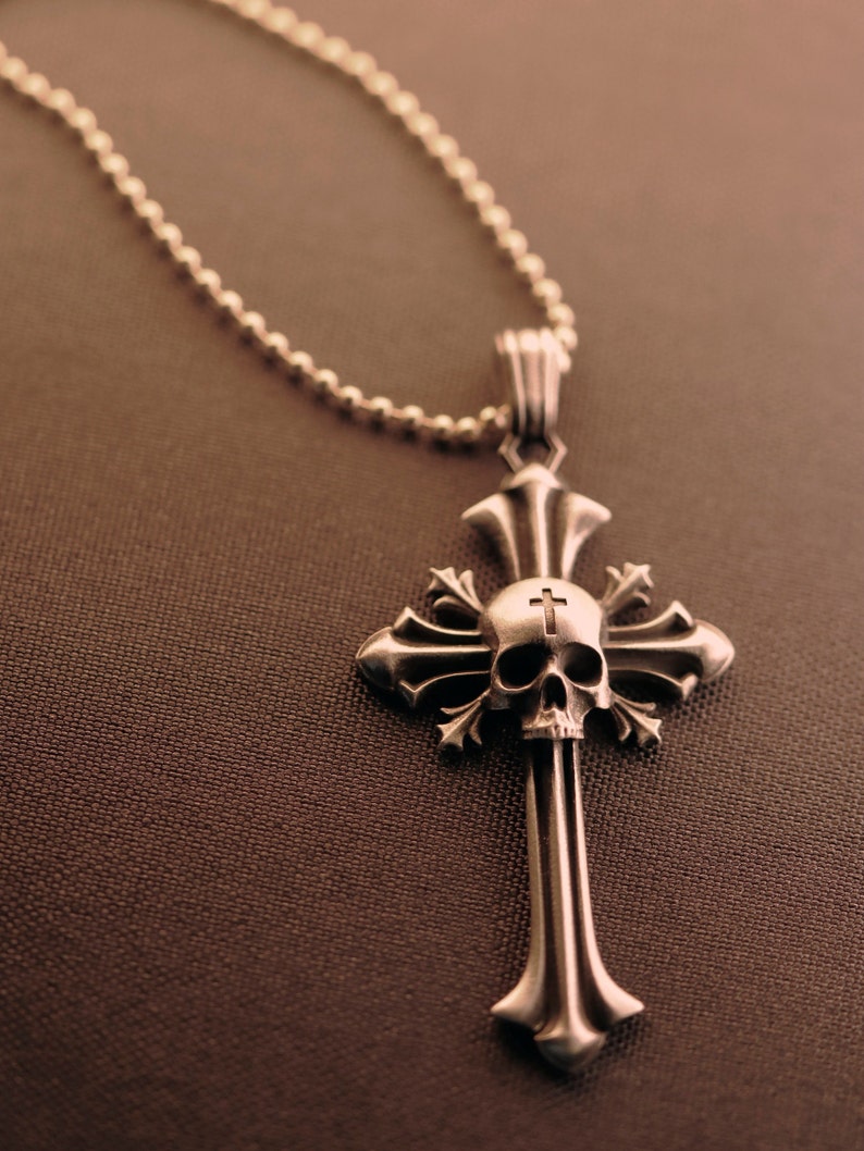 Skull Cross Pendant - Etsy