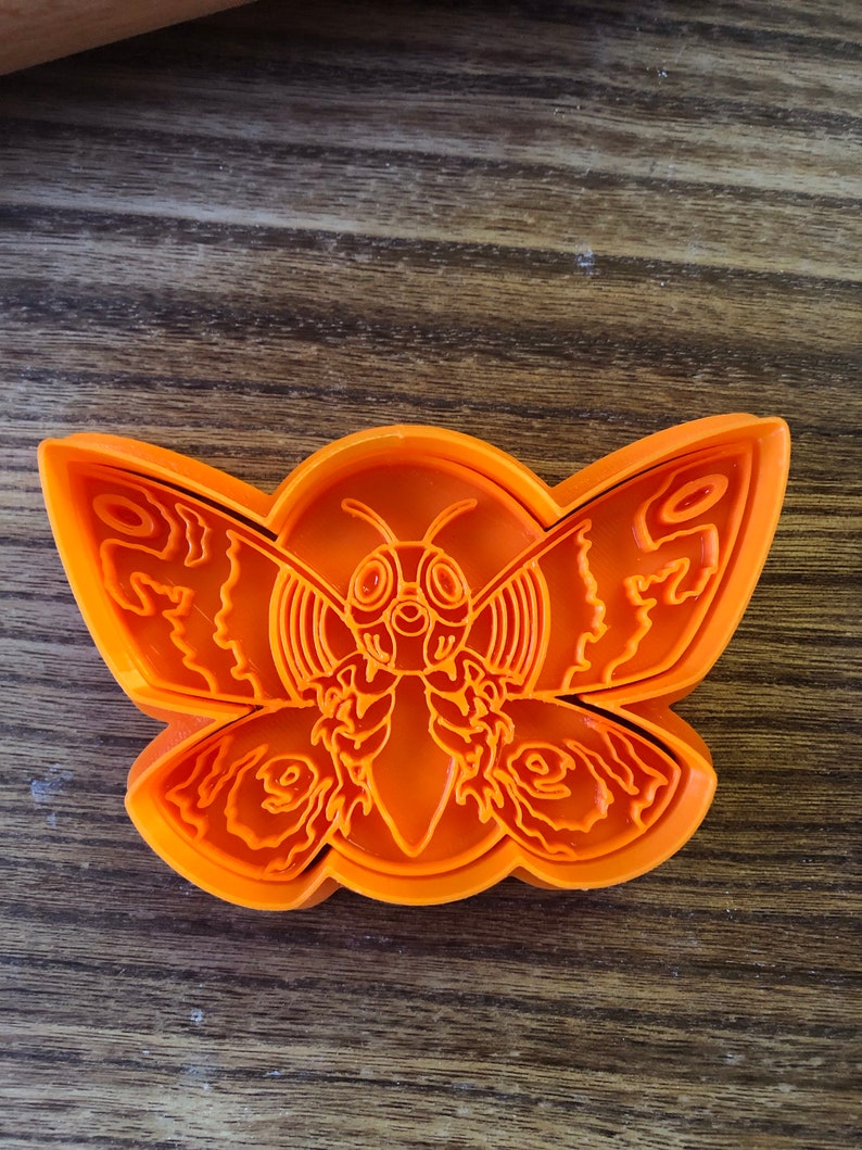 Moth Cookie Cutter, Bug, Insect, Kaiju, Cookie Cutter and Stamp - Etsy